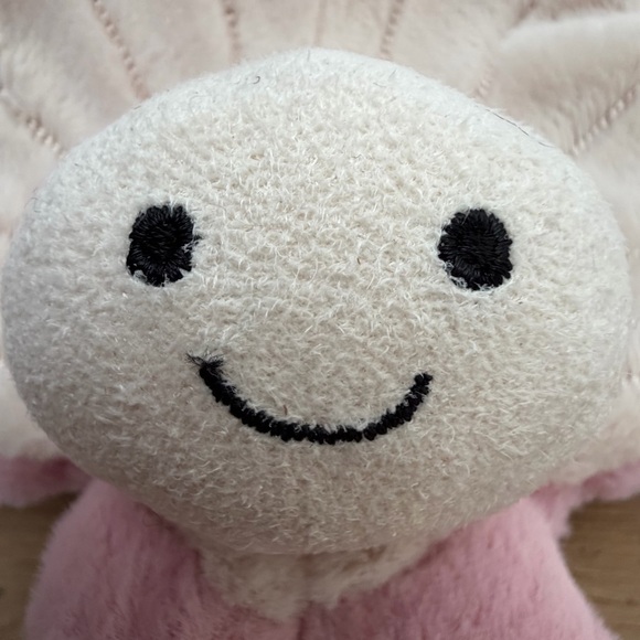 Jellycat | Toys | Retired Jellycat Clemmie Clam Nwt | Poshmark